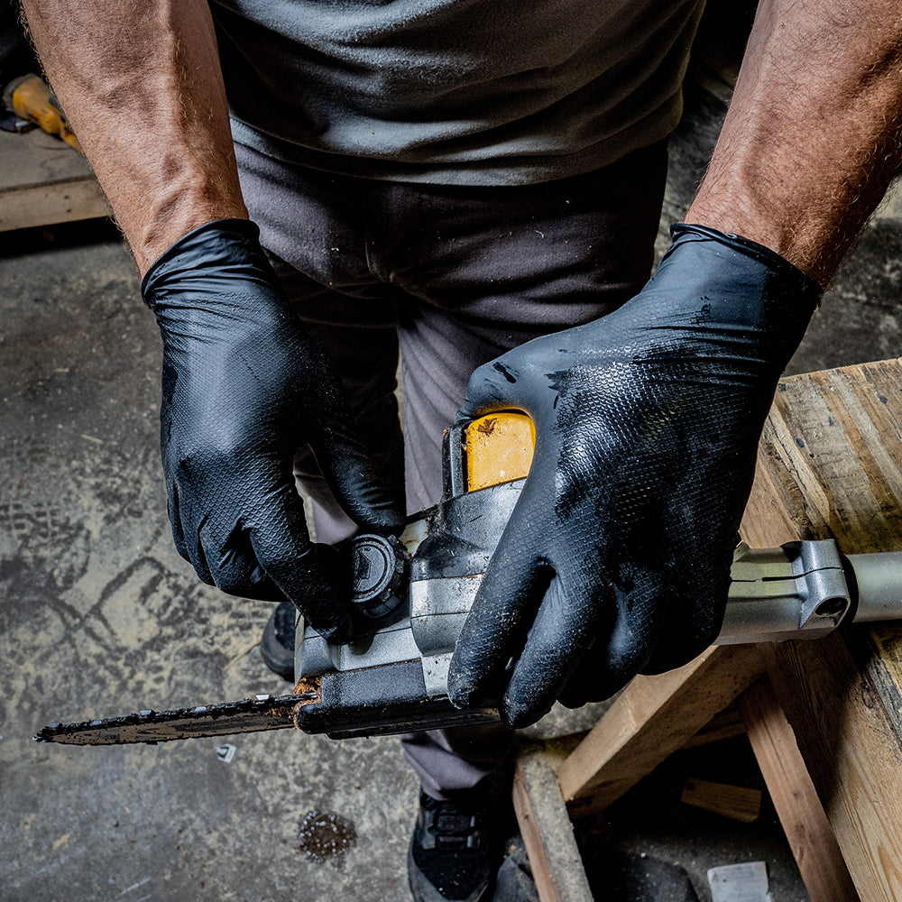TRACTION GRIP® HEAVY DUTY DISPOSABLE NITRILE – Gorilla Grip Gloves